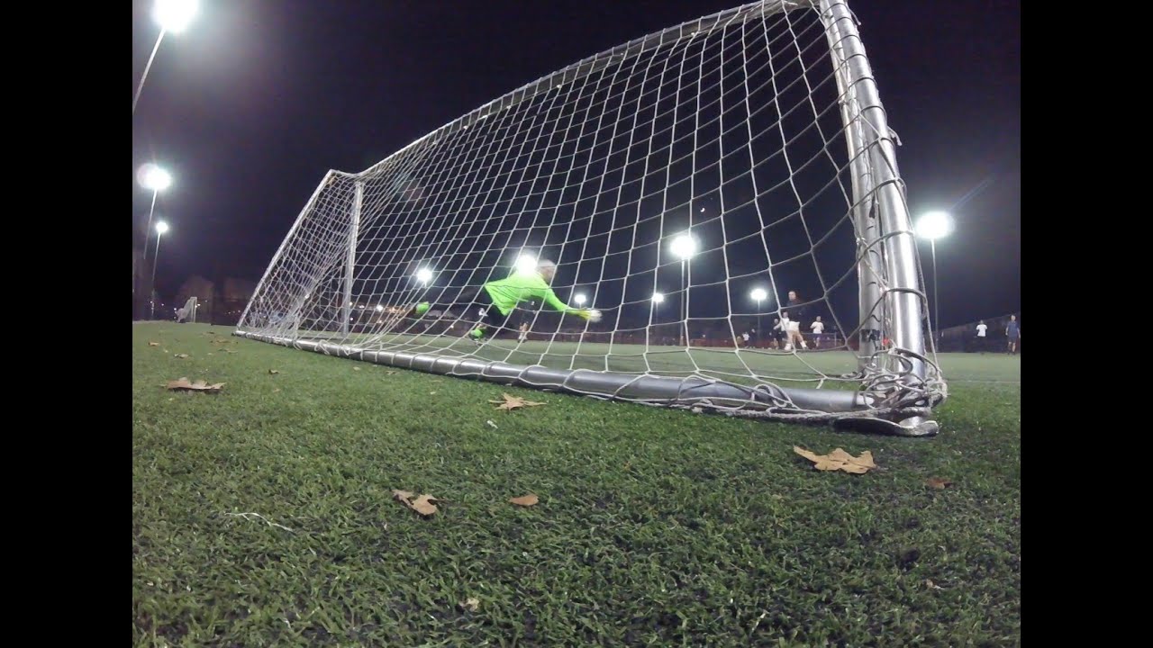 Freezing cold evening but a fine game. Friday Night Footy - YouTube
