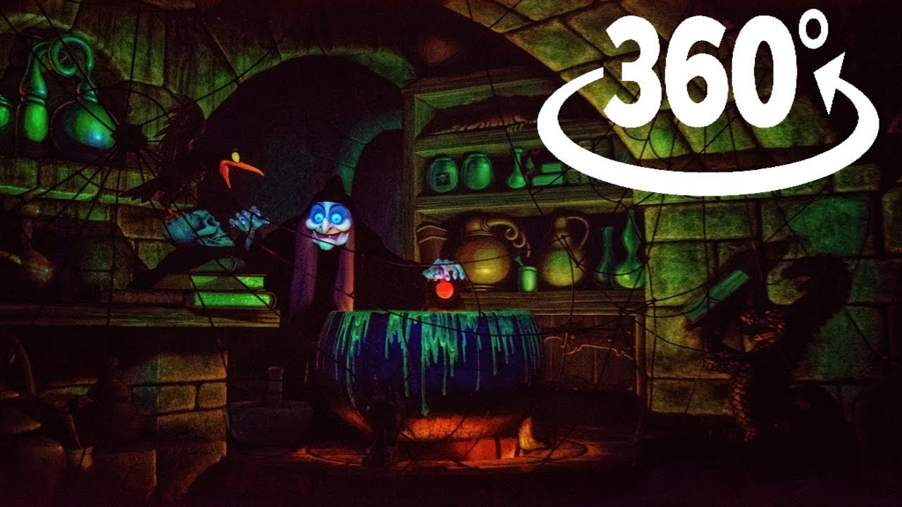 360º Ride on Snow White's Scary Adventures at Disneyland - YouTube