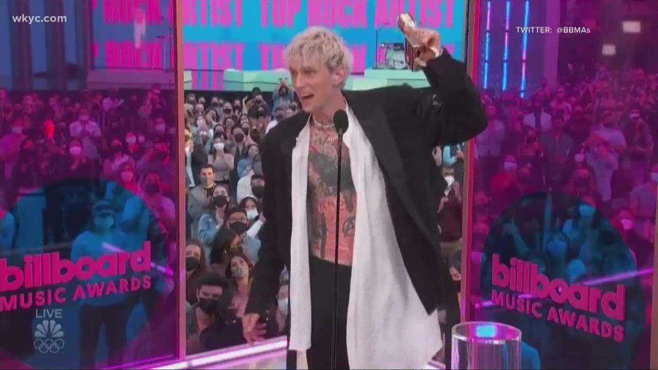Machine Gun Kelly thanks Cleveland during Billboard Music Awards ...