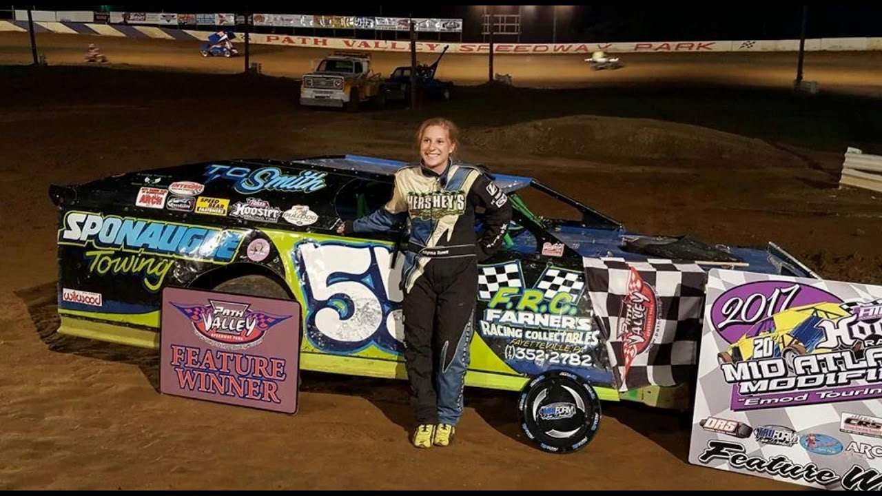 Alyssa Rowe Racing - #LivingTheDream - YouTube