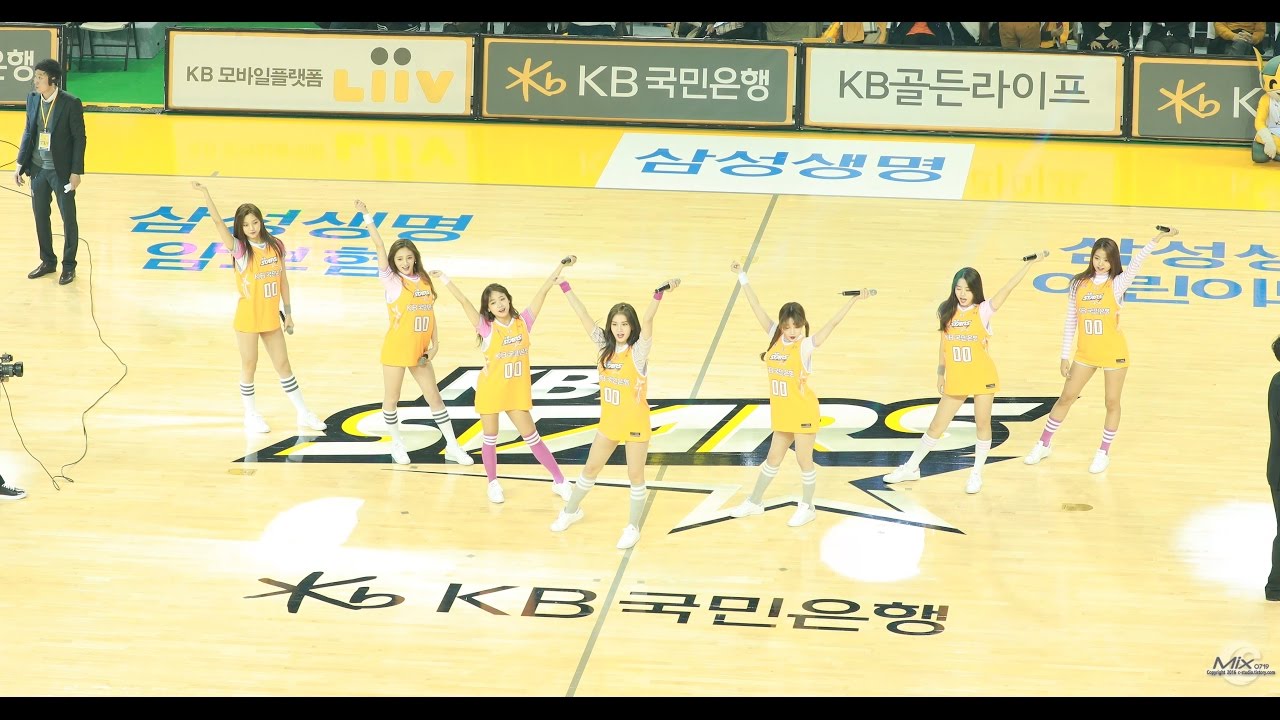 [4K]161030 아이오아이(IOI) PICK ME! 전체직캠 By 믹스@청주KB스타즈 개막전축하공연 - YouTube