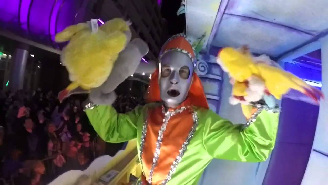 MOT 2016 Parade - YouTube