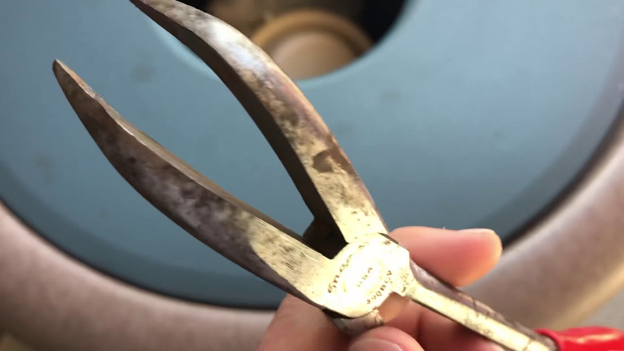 3M Roloc Bristle Disc used on Snap on Pliers Cleanup - YouTube
