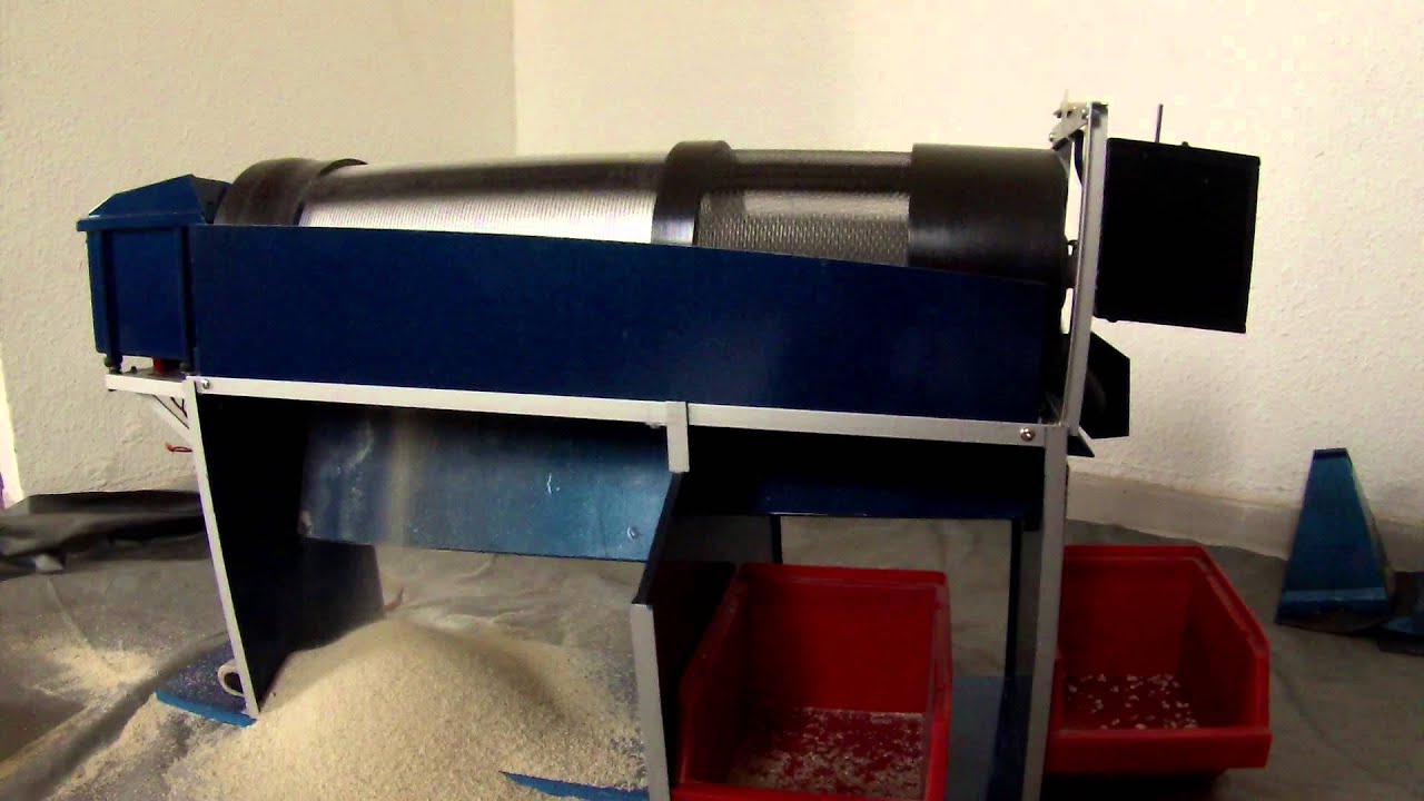 GOPR0 crible trommel rc test 2 - YouTube