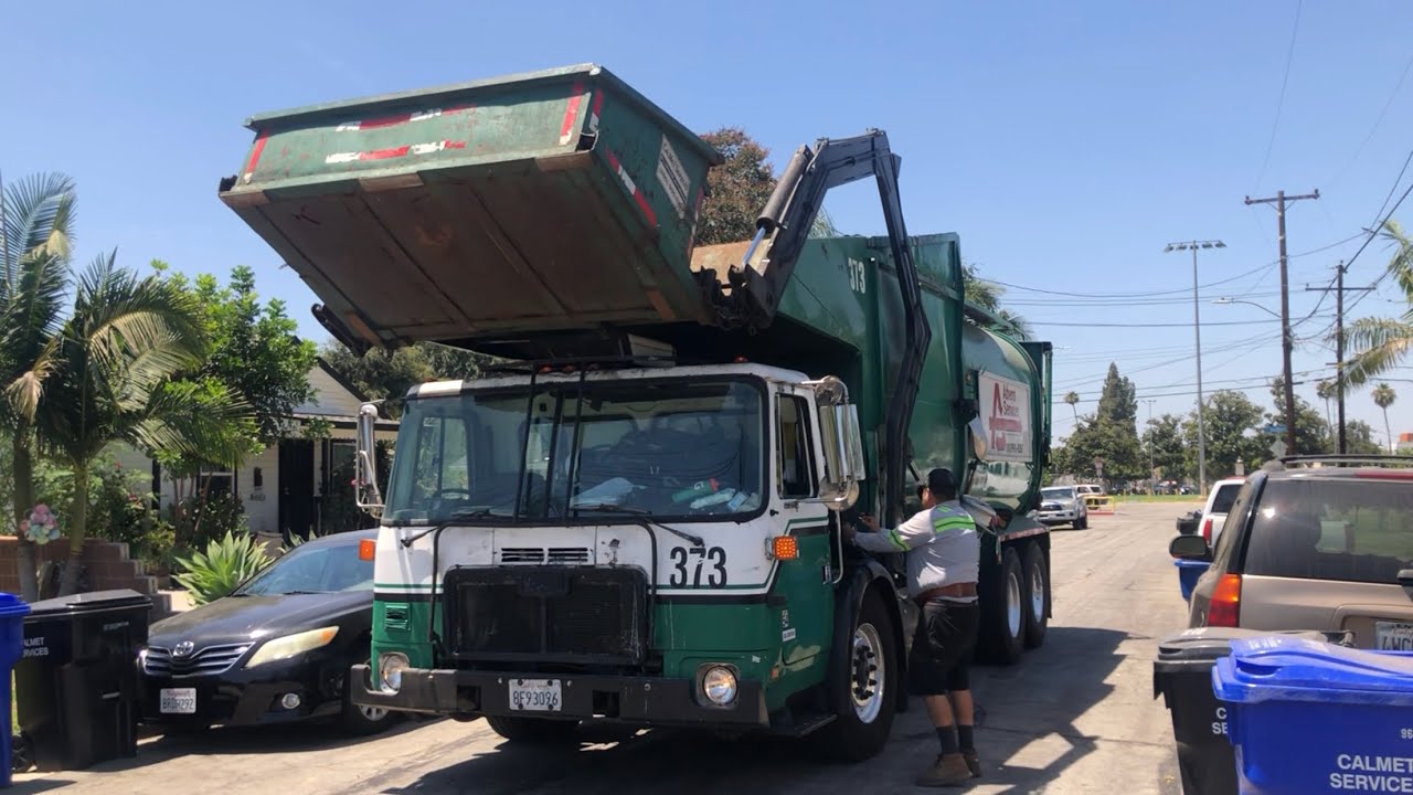 Athens/Calmet Services Diesel Autocar WXLL FLs On Bulky Waste - YouTube