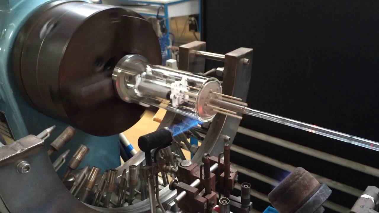 Fabrication de tubes 845 - YouTube