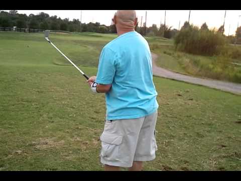 Dodge playing golf - YouTube