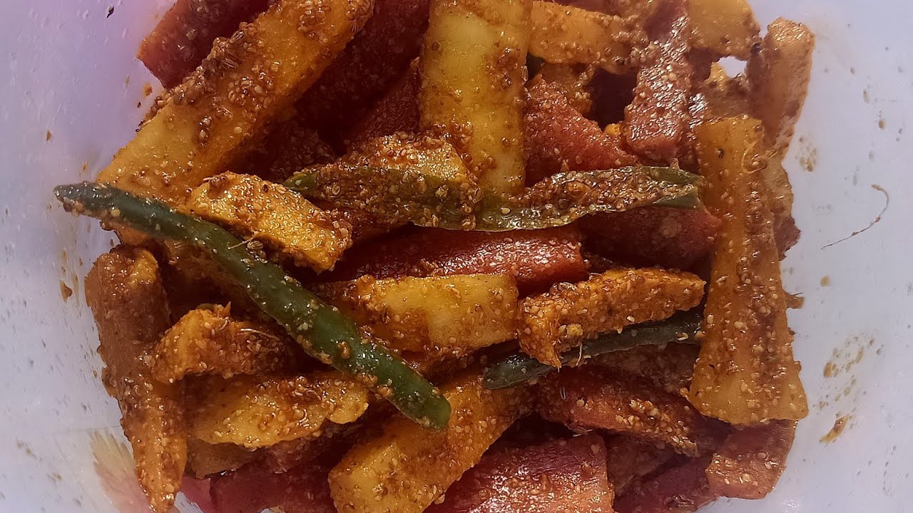 Mooli Gajar ka mix Achaar। - YouTube