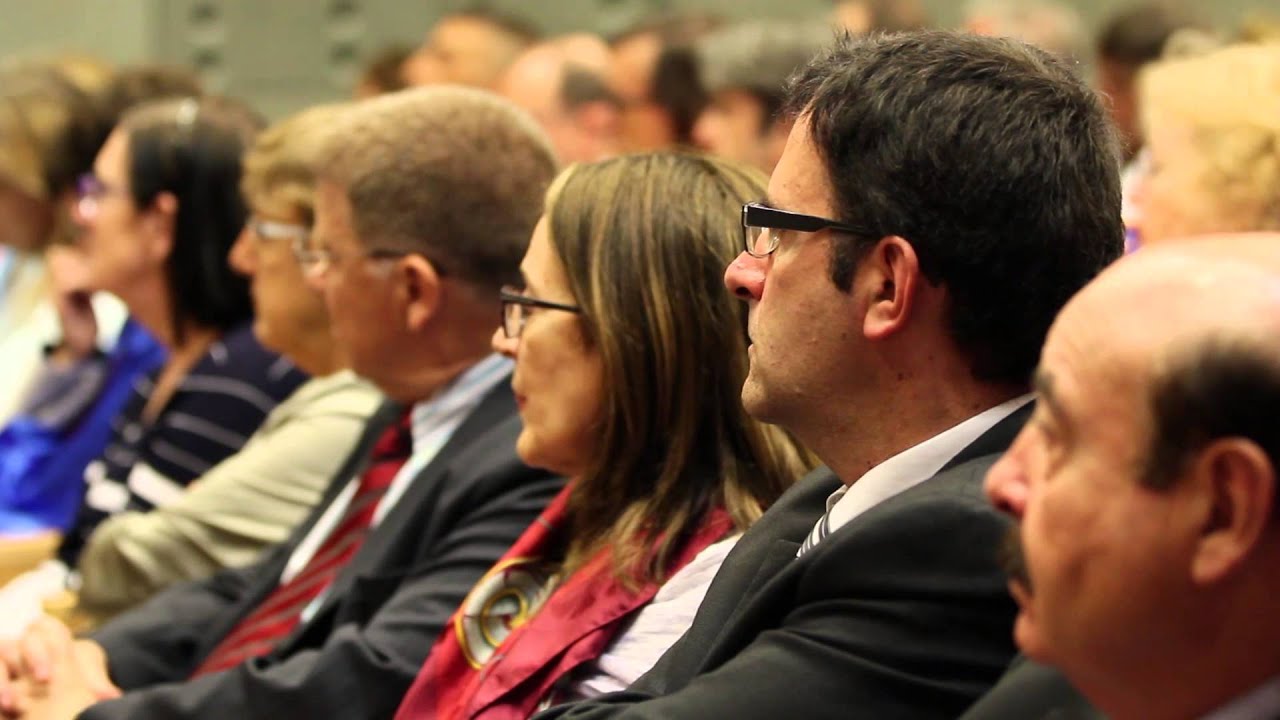 Acte d'Investidura de Doctor Honoris Causa al Dr. Francesc Vendrell ...