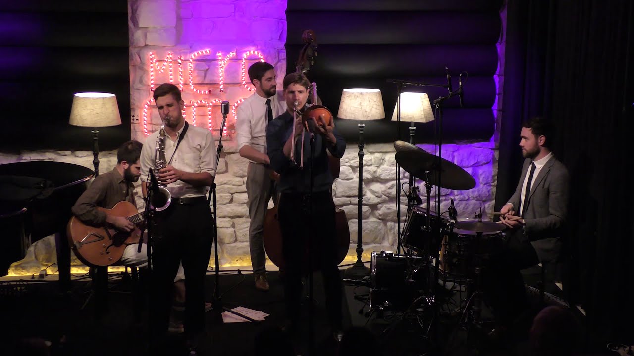 Alex Gilson & friends - "It don't mean a thing" - YouTube