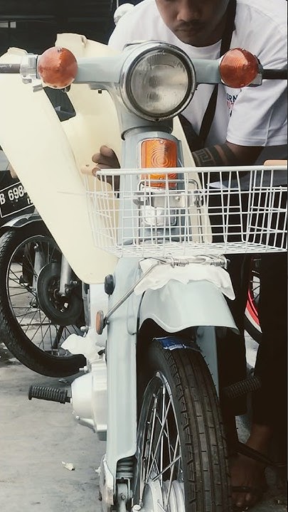 Honda Pispot c50 (1969) #honda #hondac70 #hondac70indonesia #c70 #c70classic #c70modif #c50 # ...