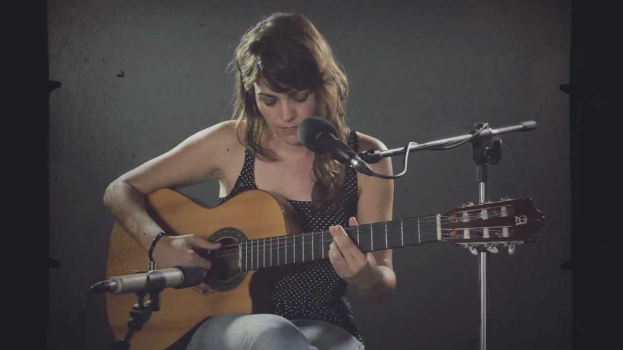 The Camera Album - Clara Andrés - YouTube