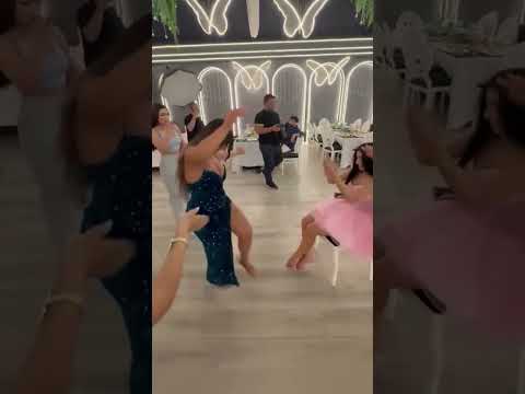 Gəlinin Rəfiqələri toyu həqiqətən canlandırdılar #love #azerbaijan #1million #music
