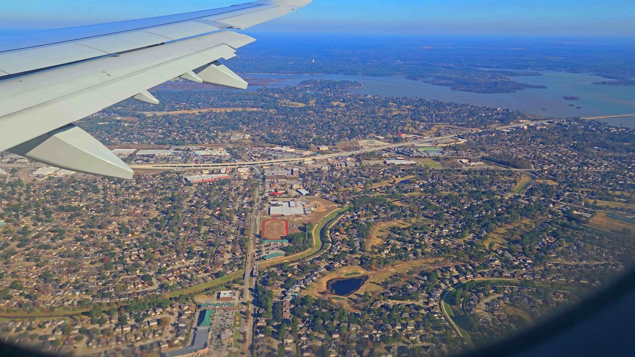 Houston Landing - Final Approach (POV) 8K - YouTube