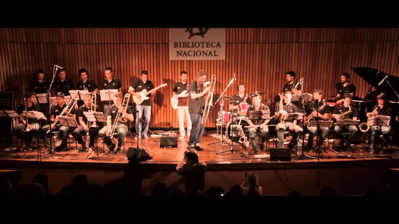 Smocking Flamingo Big Band - Cosas Flamingas - YouTube