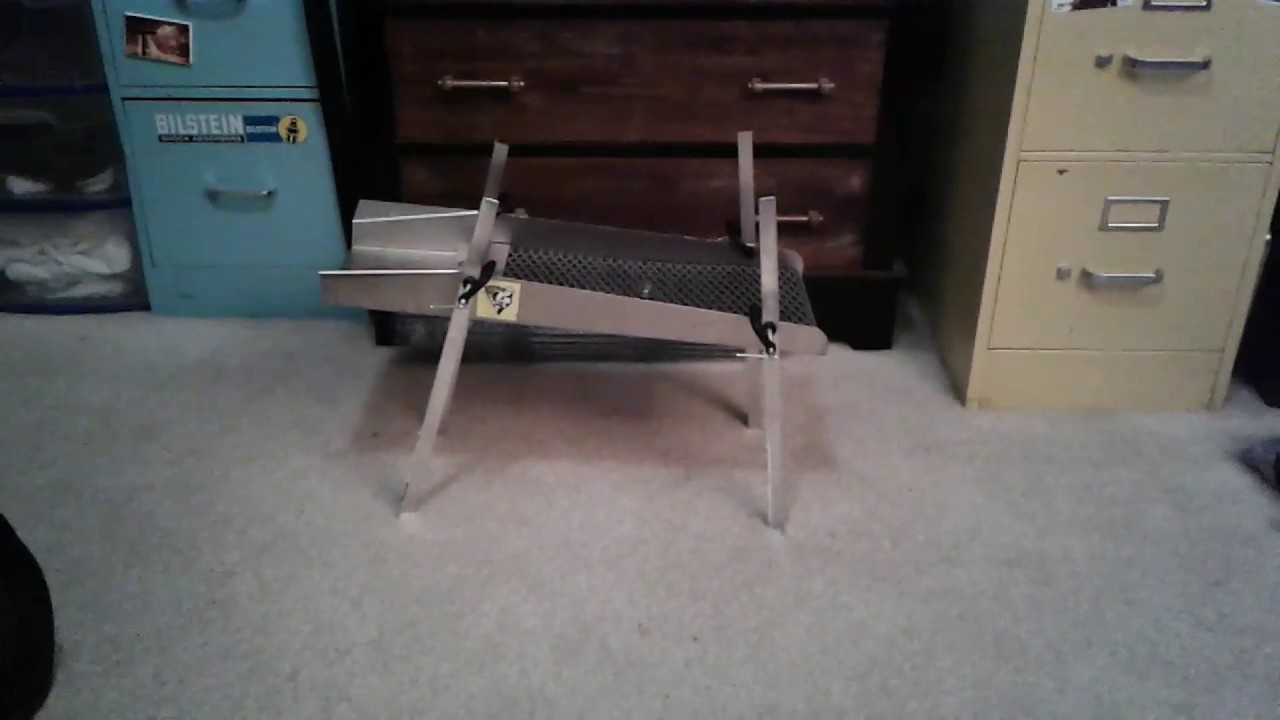 Ultra mini highbanker/Sluice box with adjustable legs - YouTube