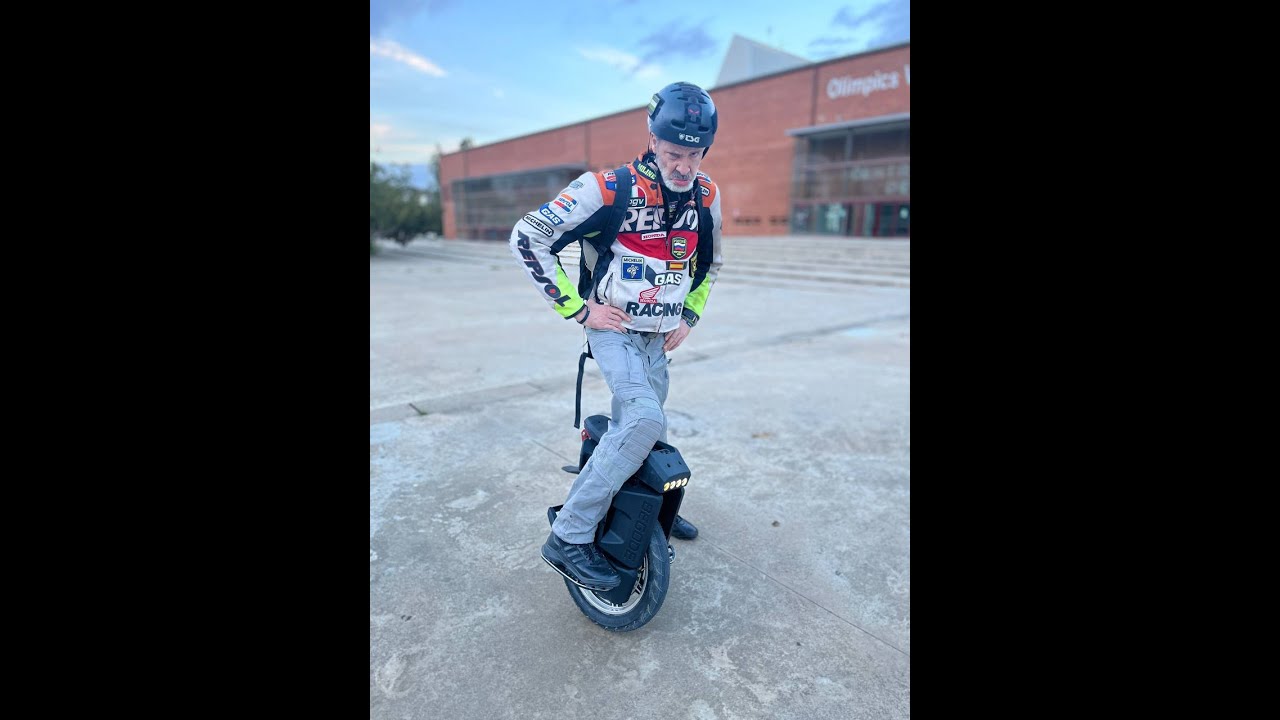 Begode Master going backwards - YouTube