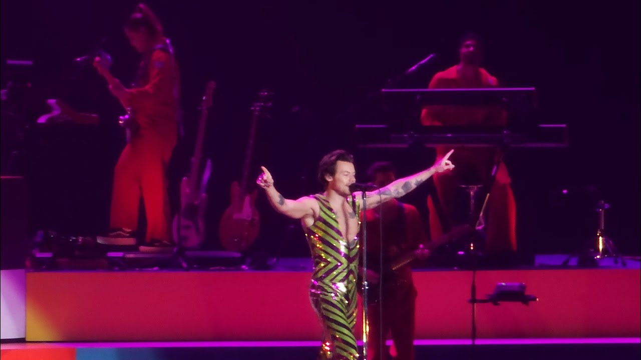 230320 Harry Styles - Music for a Sushi Restaurant & Golden @ Live in ...