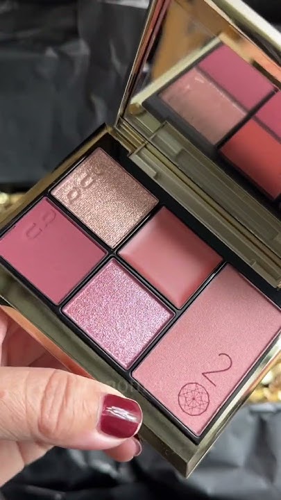 SUQQU || 20th Anniversary Eye & Blush Compact 102 Unboxing - YouTube