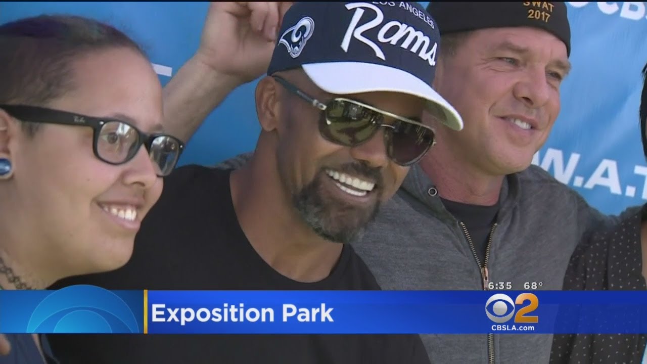 TV's Sexiest Man (Shemar Moore) And Cast Of "SWAT" Meet Rams Fans - YouTube