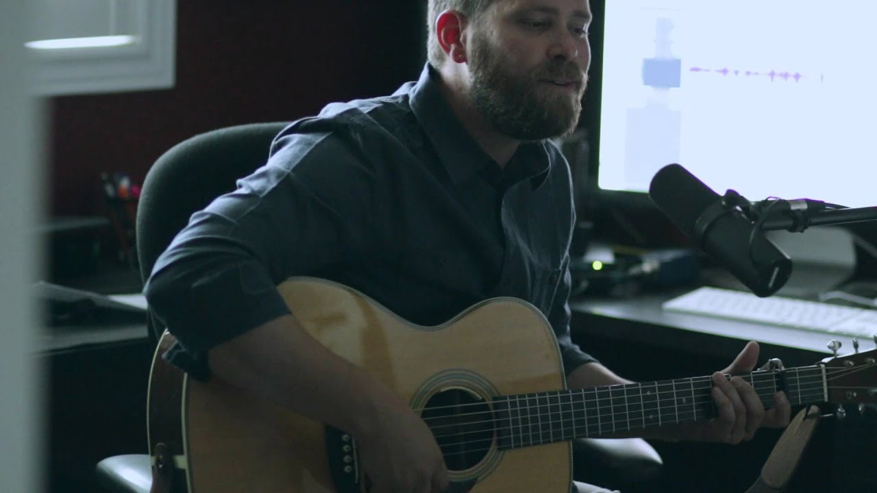 Lee Callaghan - Stick Around (David Ramirez Cover) - YouTube