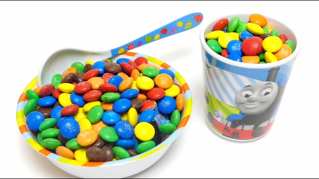 Thomas the Tank Engine - Easter Egg & M&M Mealtime Set - Kinnerton ...