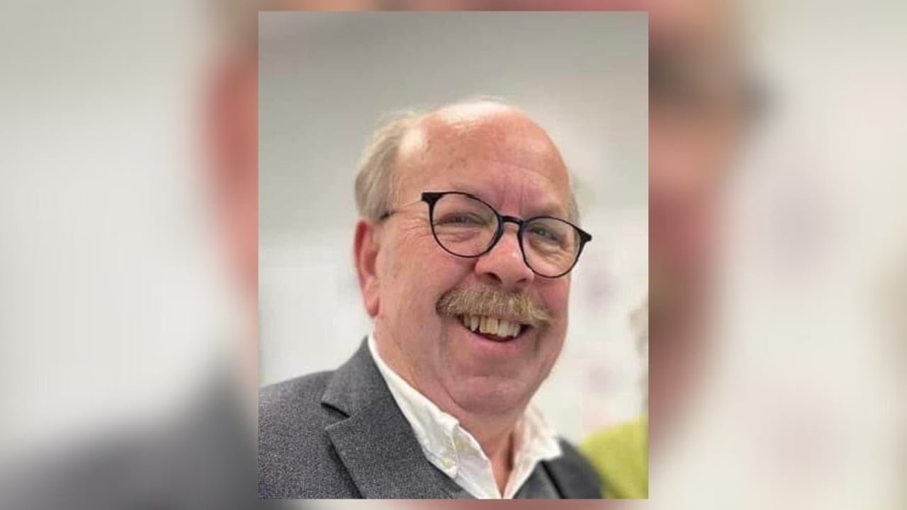 Longtime River Region educator, musician Randy Foster dies - YouTube