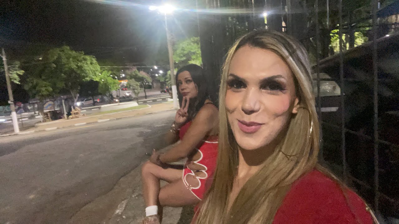 Mayane trans está ao vivo! - YouTube