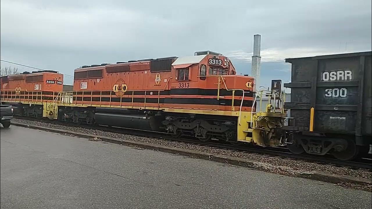 A SD60I and 2 SD40-2 locomotives hauling an OC manifest train. - YouTube