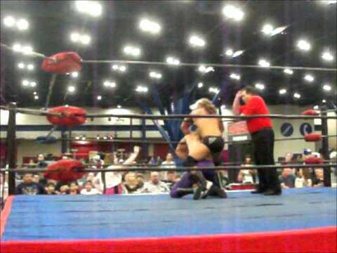 Carson VS WWE's Lance Hoyt - YouTube