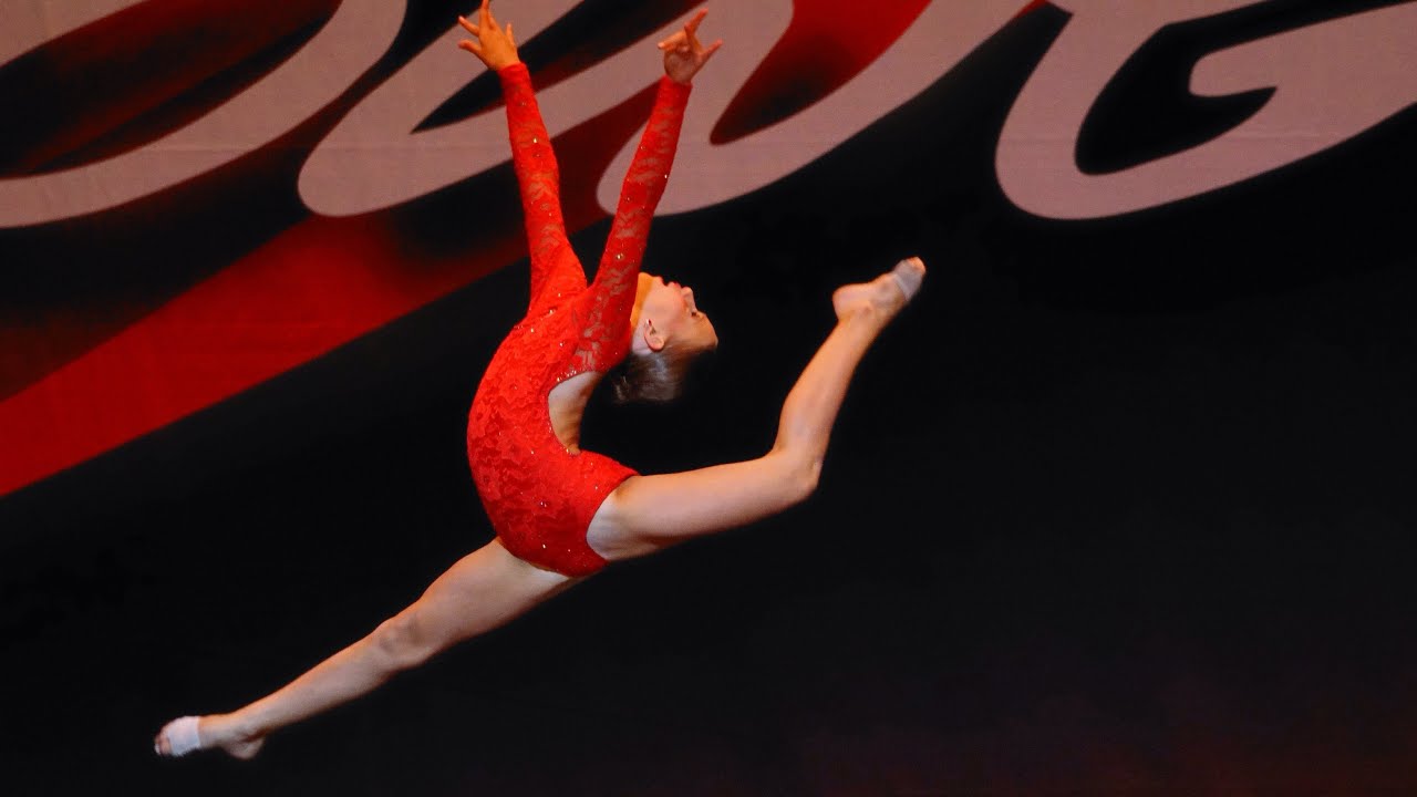 Ellie Rosenwasser- Red Violin - YouTube