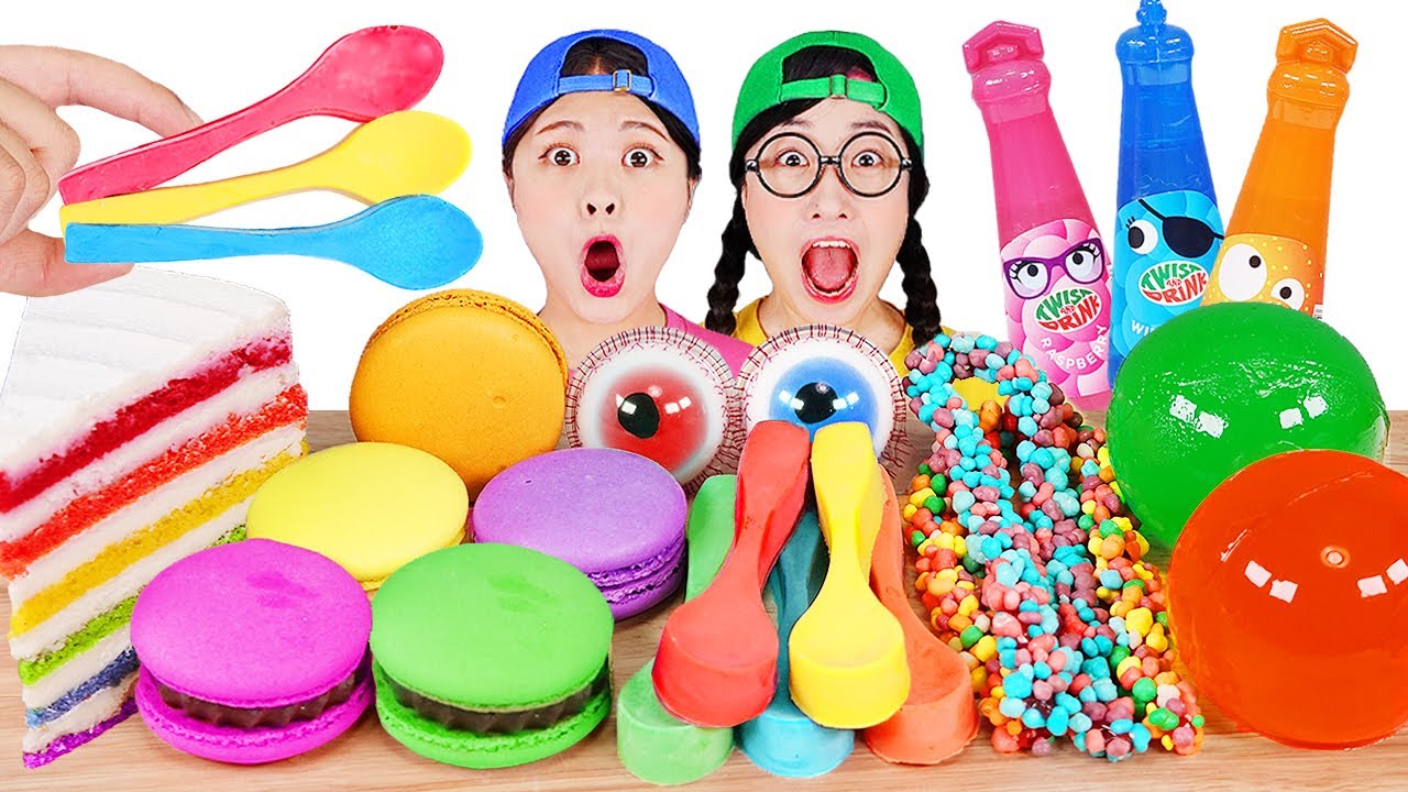 ASMR SENDOK MAKAN, KUE CREPES, MACARO MUKBANG DONA Indonesia - YouTube