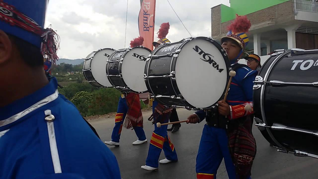 Karnaval Kemerdekaan Pesona Danau Toba 2016 Marchingband Bintang Timur ...