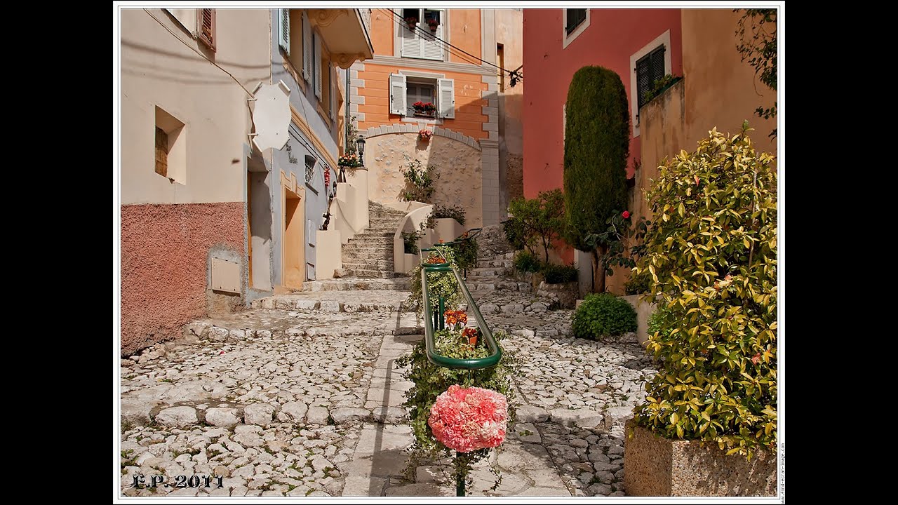 Le village de Falicon - YouTube