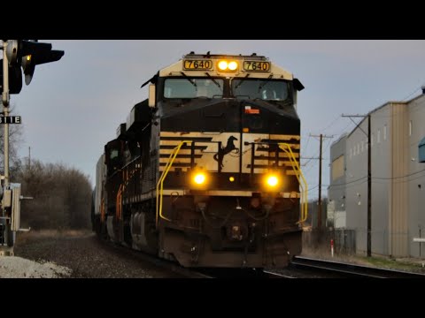 NS 65K-28 passes Byrkit Avenue at MP 431 - YouTube