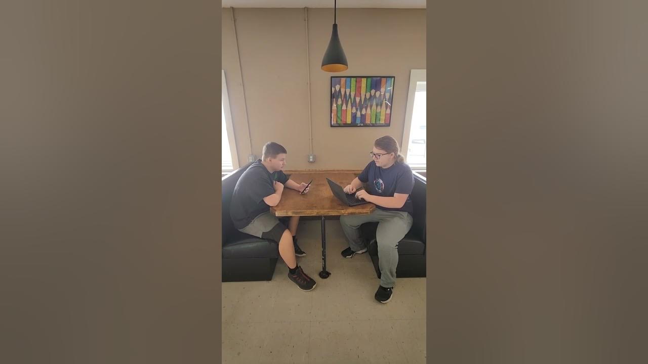 Spanish - Two people meeting for the first time - YouTube