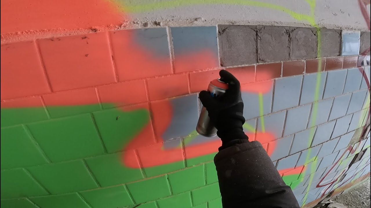 Graffiti review with Wekman Flame Blue Neon test - YouTube