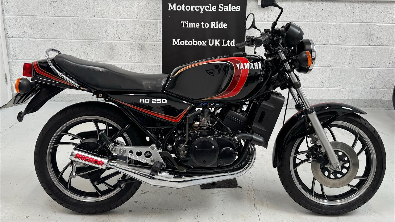 Yamaha RD250LC, 1981 X reg, Mars Bar colours, startup - YouTube