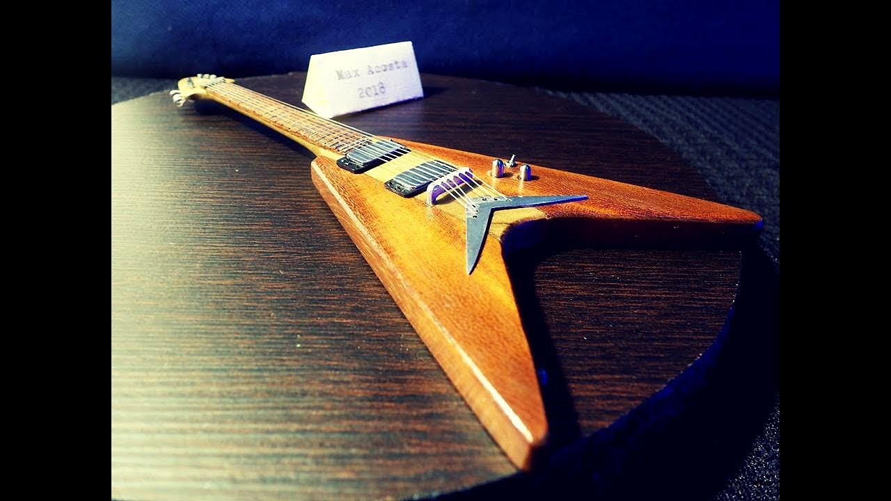 Neck thru Body Mini Flying V Guitar/ Guitarra en miniatura - YouTube