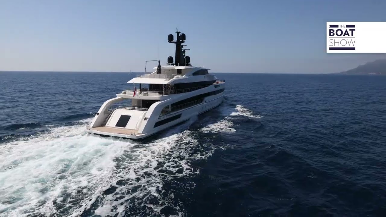 Luxury SuperYacht - CRN 62m M/Y RIO - The Boat Show TV - Ferretti Group ...