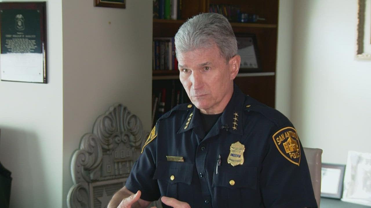SAPD Chief defends actions in 76-hour standoff - YouTube
