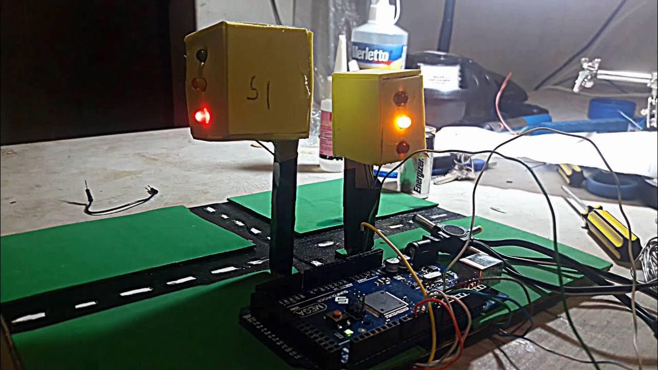 Semáforo de 2 vías con arduino. - YouTube