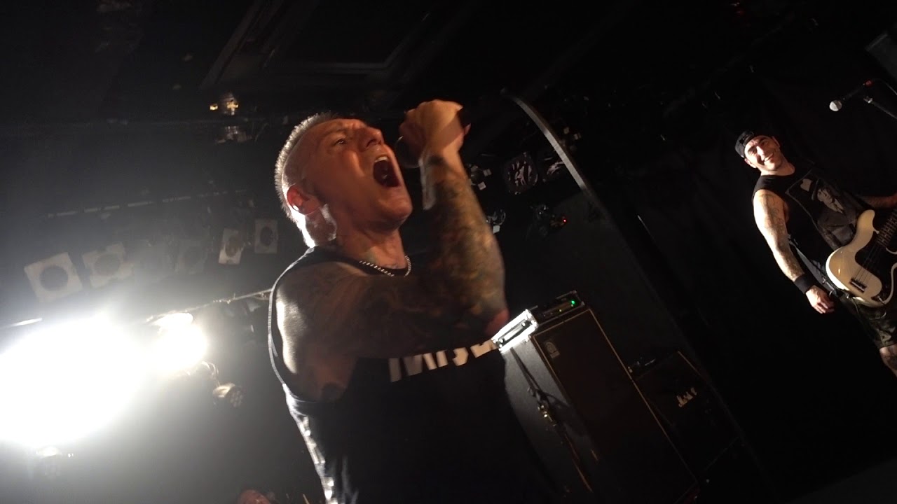 Vinnie Stigma from Agnostic Front sings (live) @ The Game ShibuyaTokyo ...