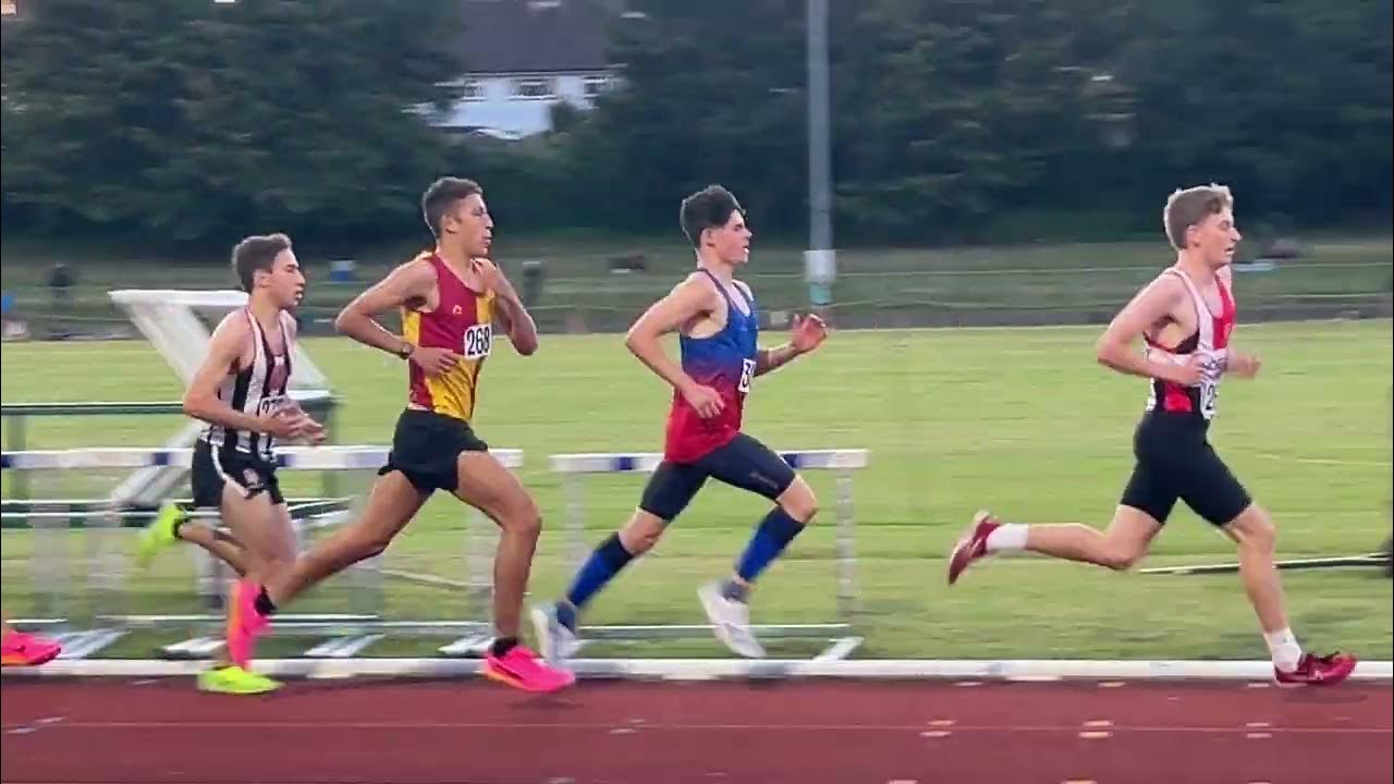 Watford 3000m - 8:37 - YouTube