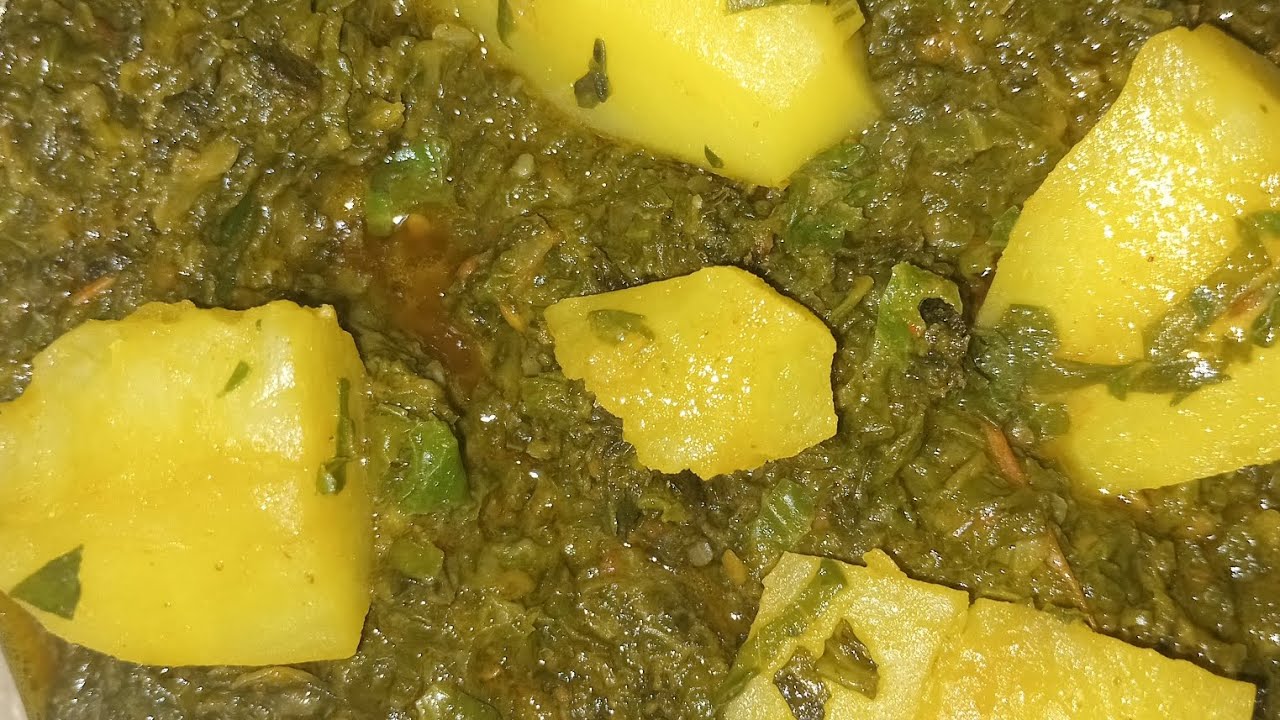 Aloo palak mazy daar/ kulachi food secret by shahid kulachi - YouTube