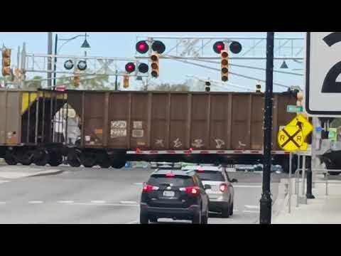 CSX 710 . . . empty coal hoppers - YouTube