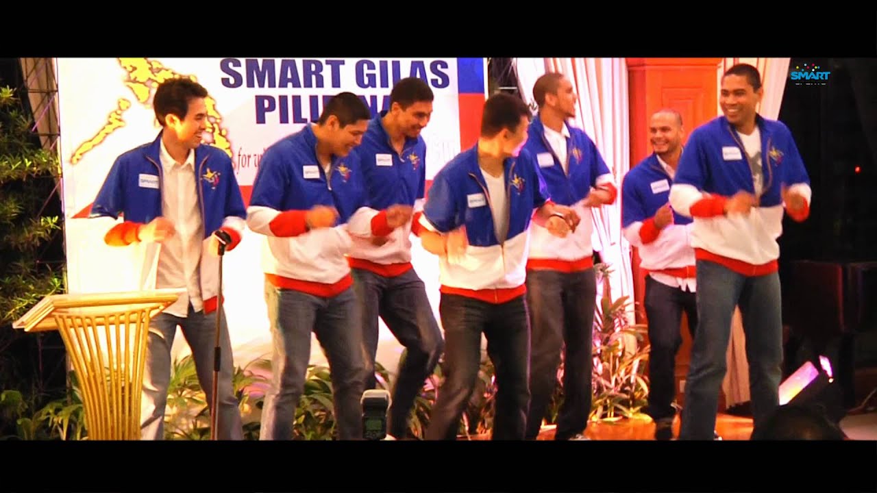 SMART GILAS PLAYERS DANCE MOVES! - YouTube