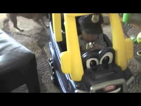 "Tot Cop" (pilot episode) - YouTube