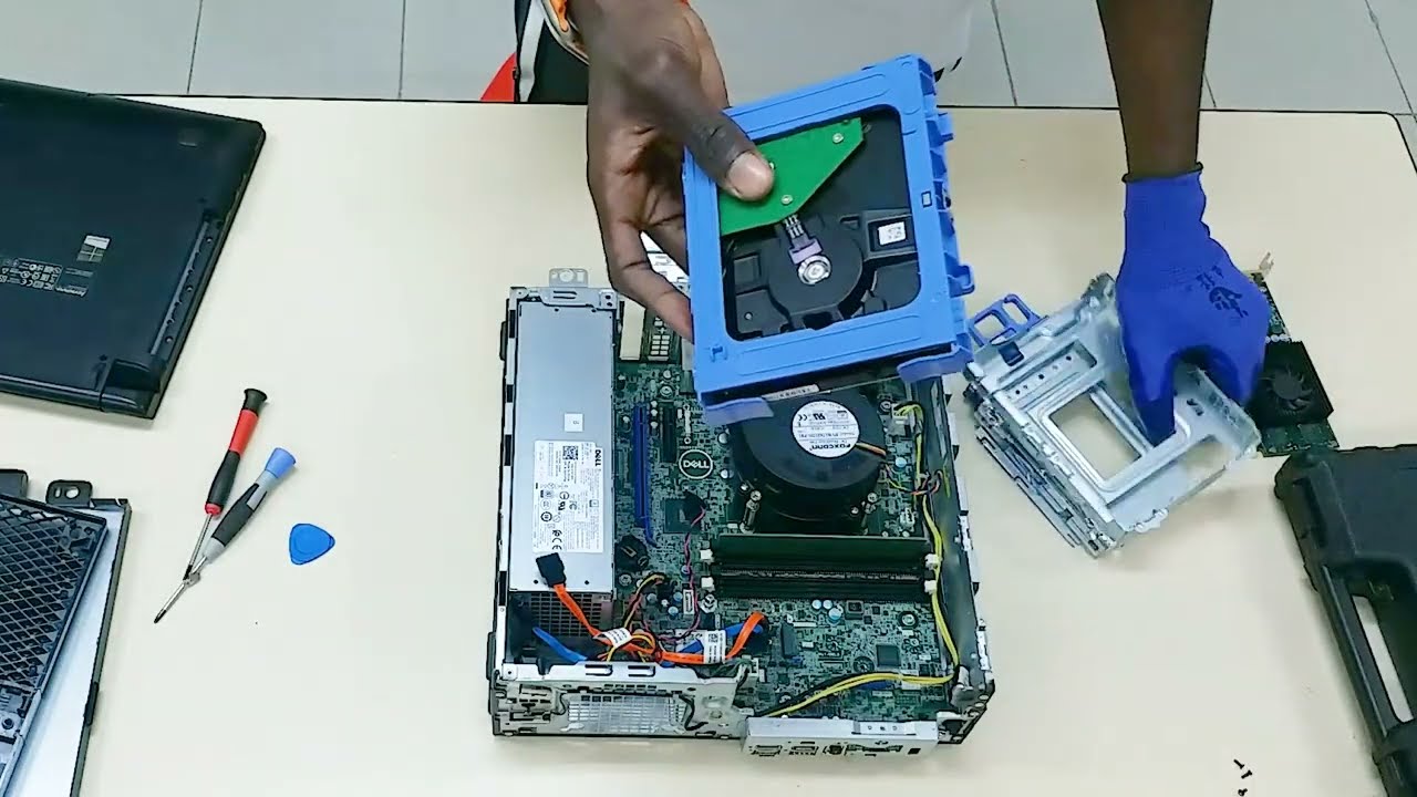 Le Disque Dure en Pratique || Types & Caractéristiques - YouTube