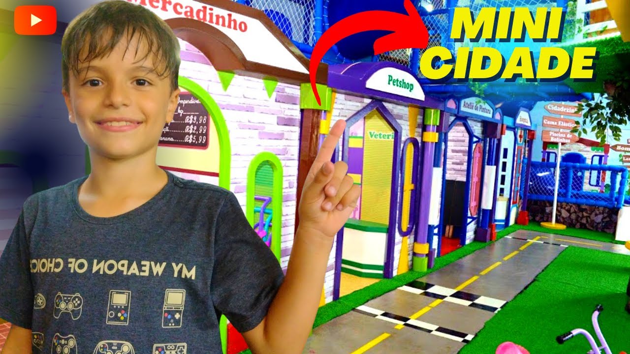 MINI CIDADE 🏙️ PARQUE INFANTIL COM MINI CIDADE, CASA NA ÁRVORE, PISCINA ...